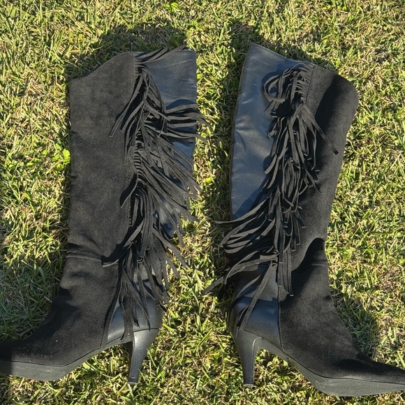 VENUS | Shoes | Venus Black Fringes Over Knee Size 9 Faux Suedeleather ...